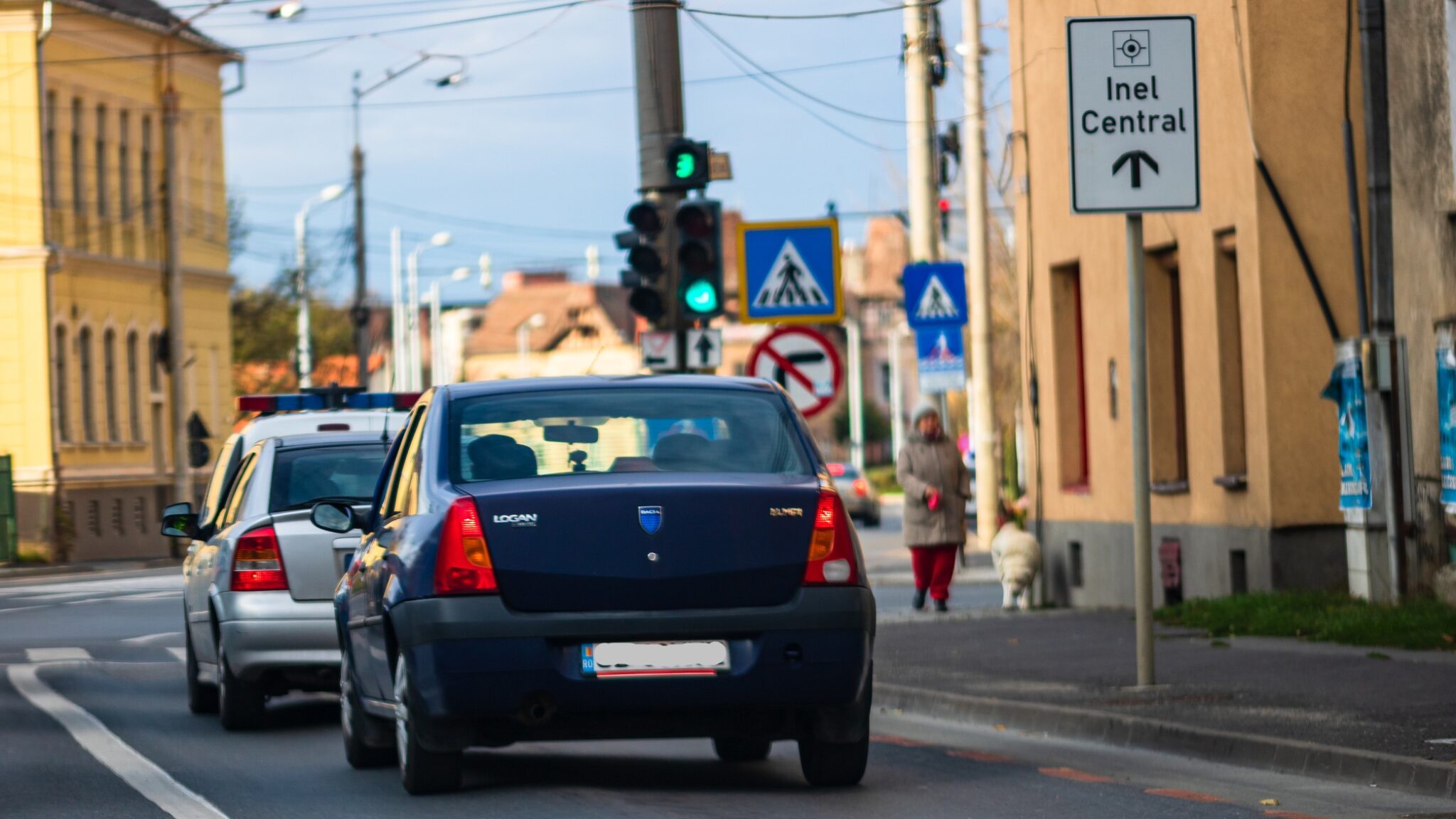 Codul Rutier 2025. Obligatoriu pentru cei care dau de permis. E cea mai ...