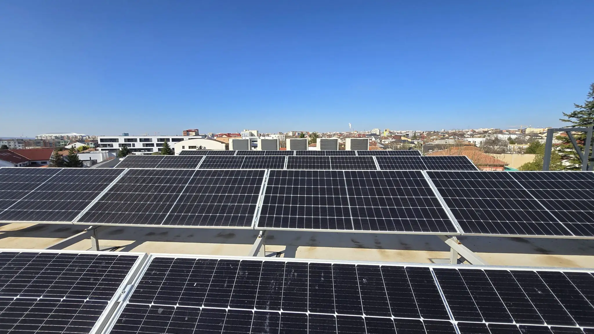 Anunț pentru românii care au montat panouri fotovoltaice pe casă. Ce ...