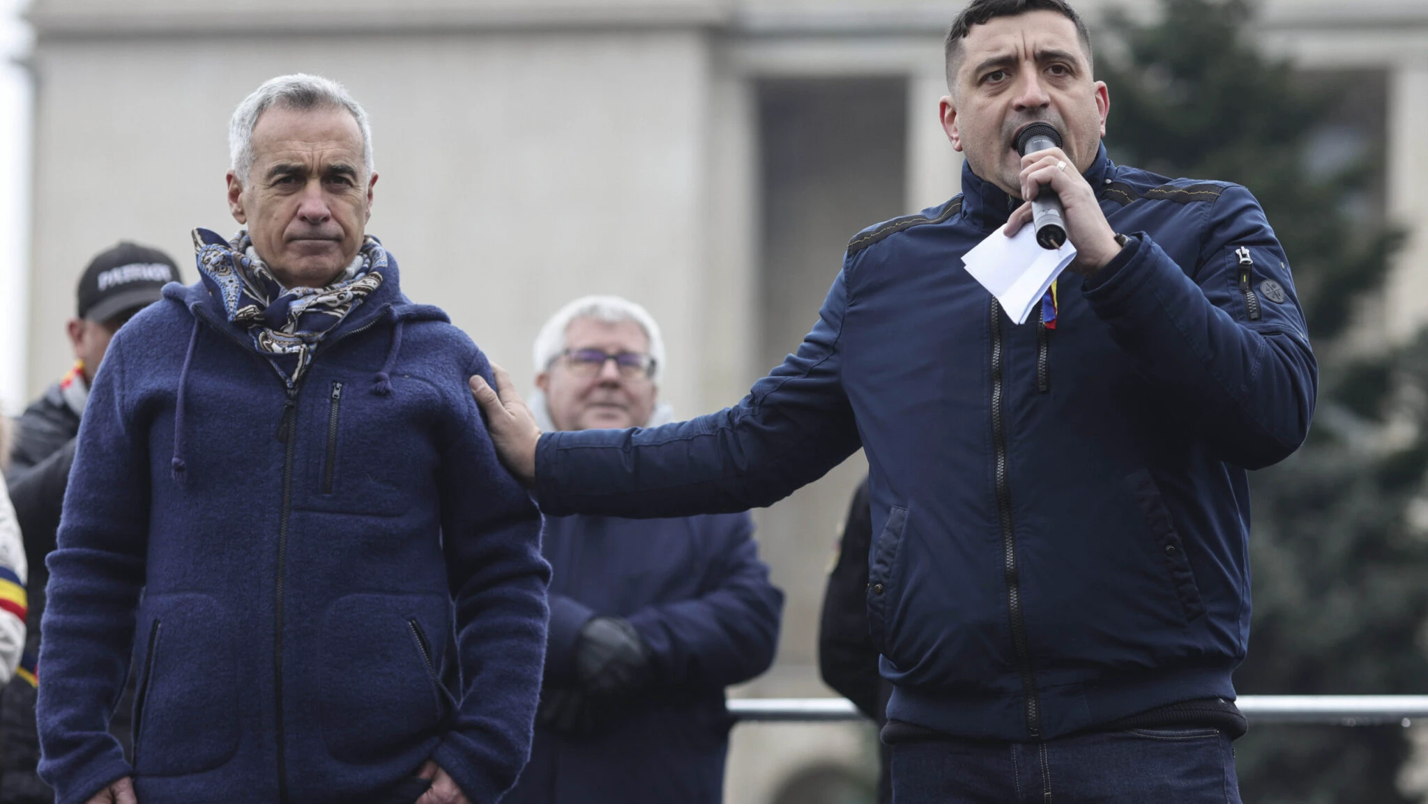 Călin Georgescu se uită de sus la George Simion: Protejatul meu, atât! Mesajul neașteptat pentru PSD