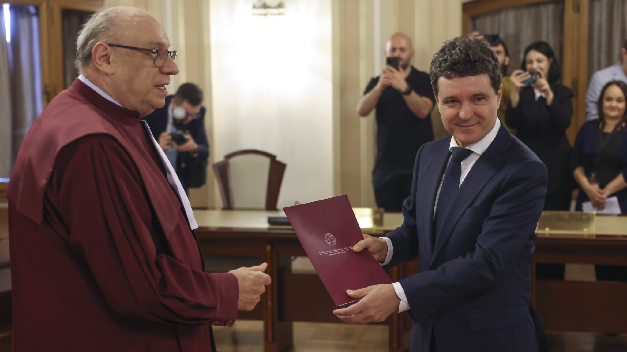 Nicușor Dan va numi un judecător apolitic la CCR: Trebuie să fie mai ...