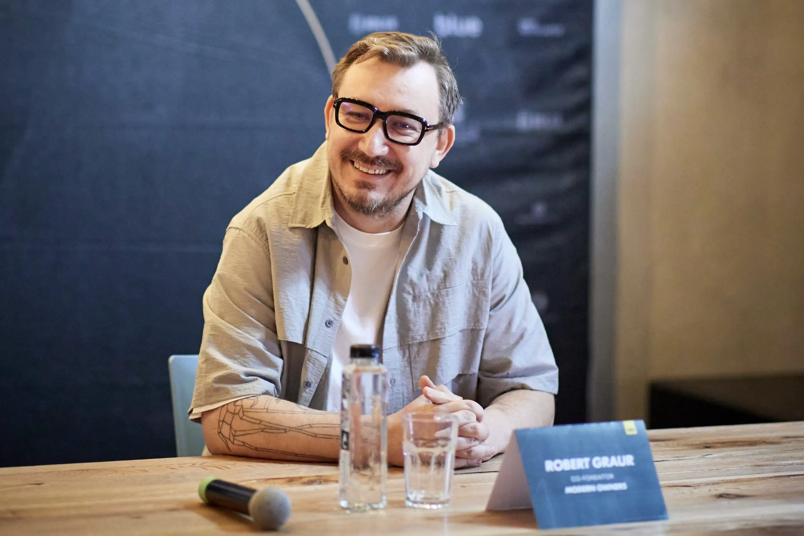 Un cocktail exploziv în București: FOMO, festivalul proprietarilor ...
