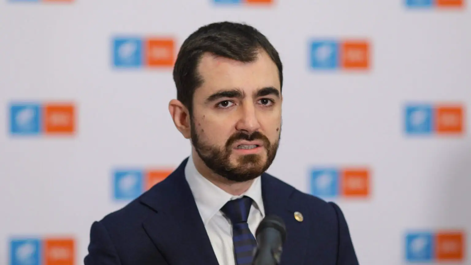 Guvernul limitează accesul la banii din Pilonul 2. Claudiu Năsui ...