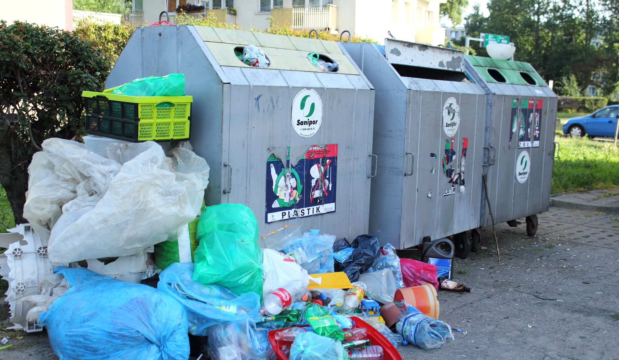 Regulă pentru gunoi. Decizie oficială. Ce NU aveți voie să aruncați în ...