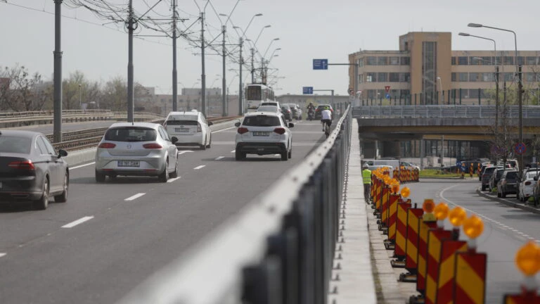 Cod Rutier 2025. Mașinile care se conduc fără permis de conducere. Lege în vigoare în România ...