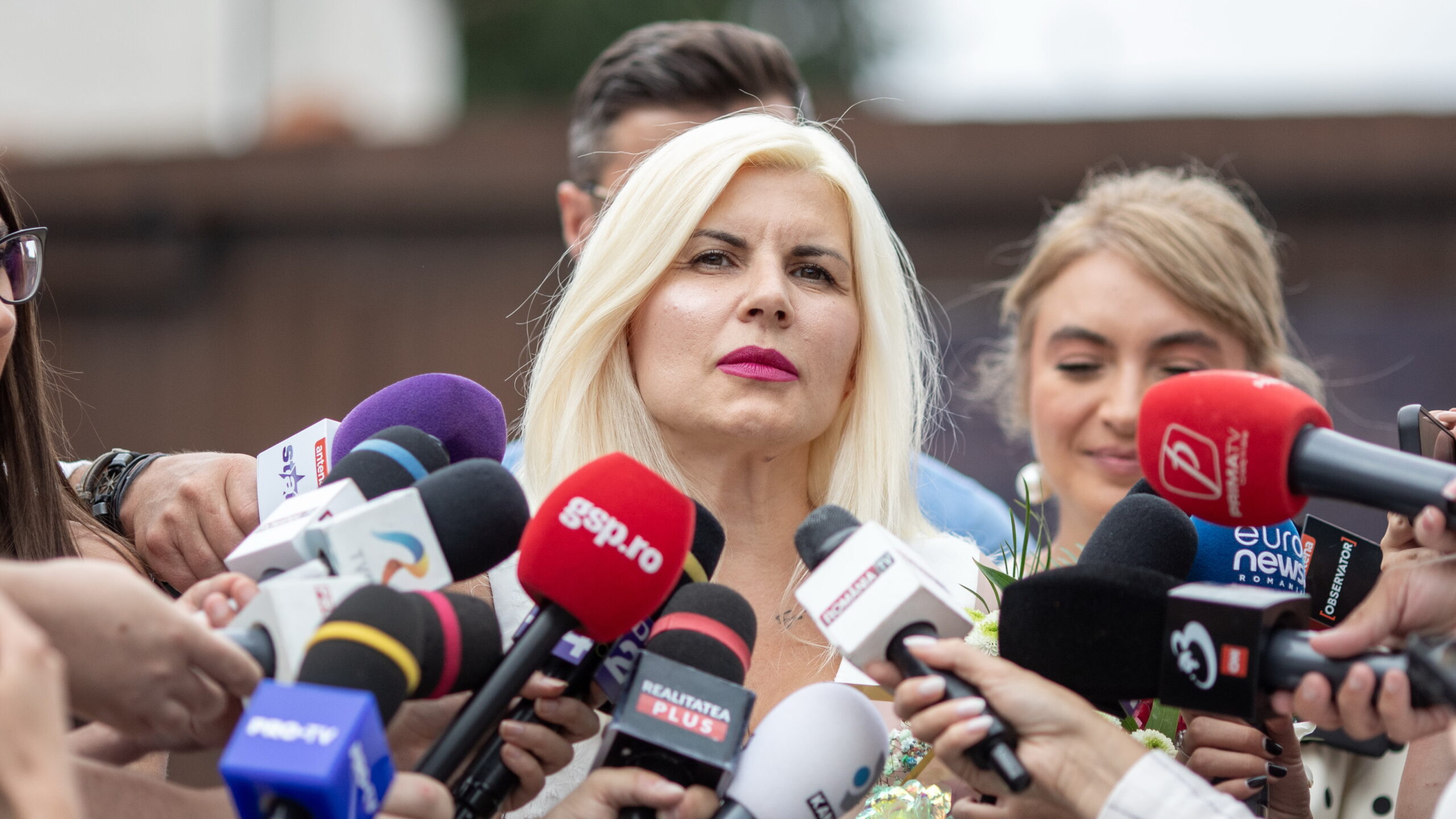 Elena Udrea trăiește cele mai frumoase momente. Problemele au fost ...