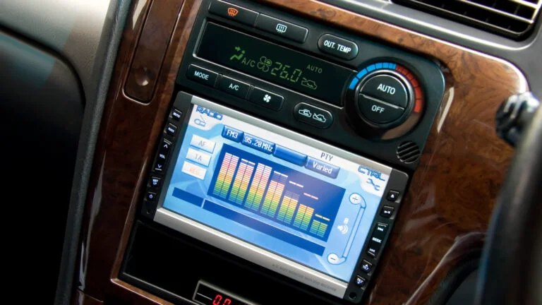 Cod rutier 2025. Amendă de peste 1.600 de lei pentru șoferi. Gestul ...