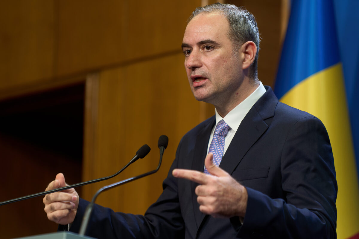 Ministrul Finanțelor: Deficitul va fi peste 8%. Rectificarea bugetară ...