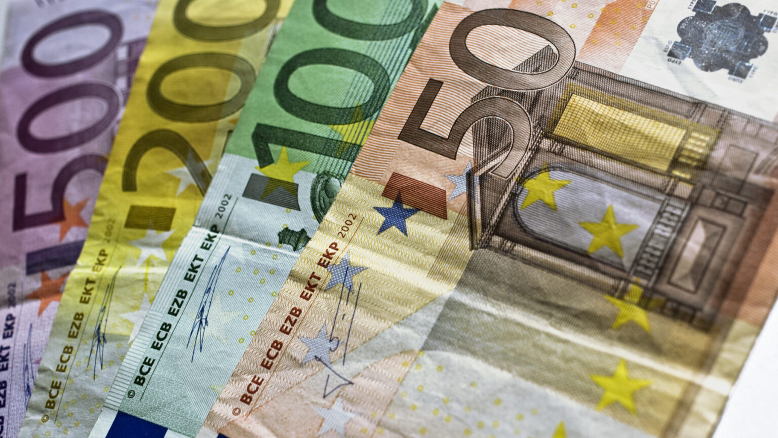 Curs valutar BNR, 29 august 2025. EURO crește pentru a treia zi la rând – Capital