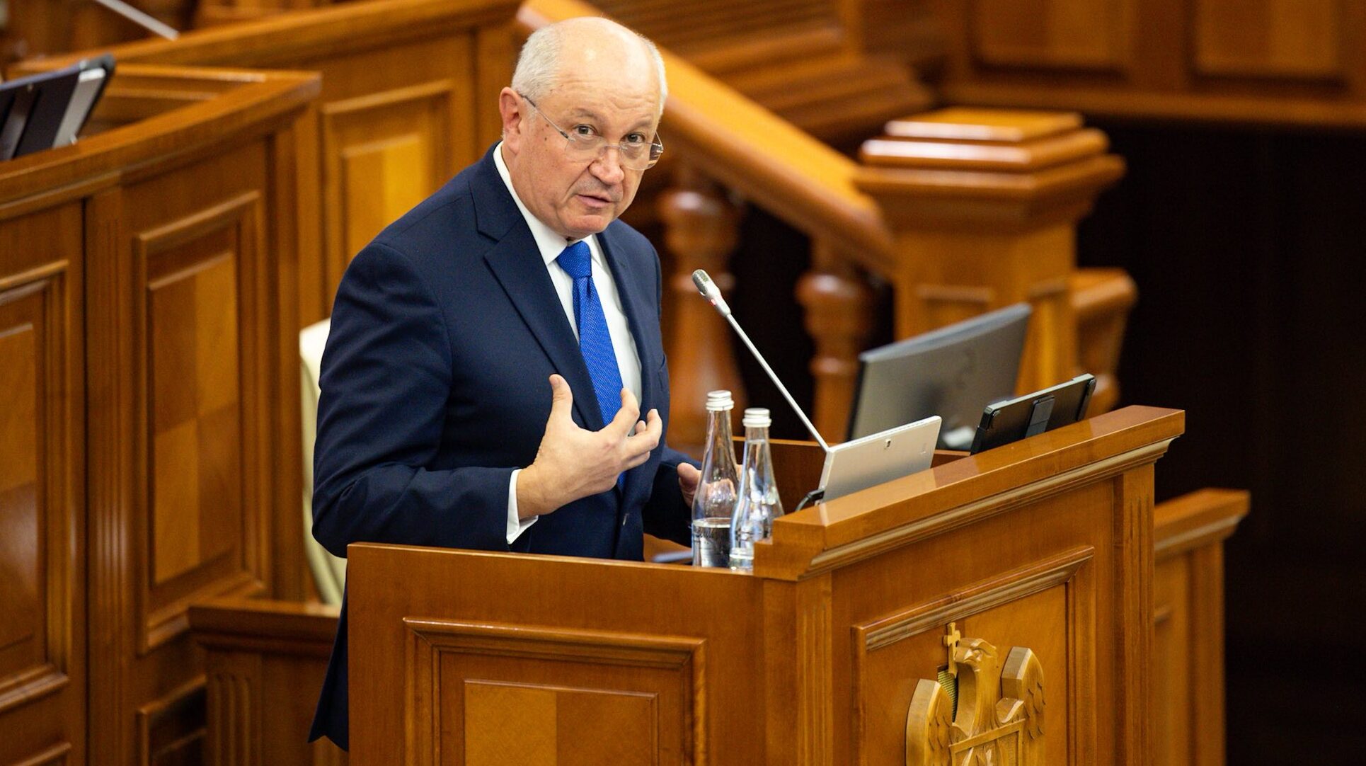 UPDATE. Sorin Grindeanu, întâlnire la Parlamentul României cu premierul ...