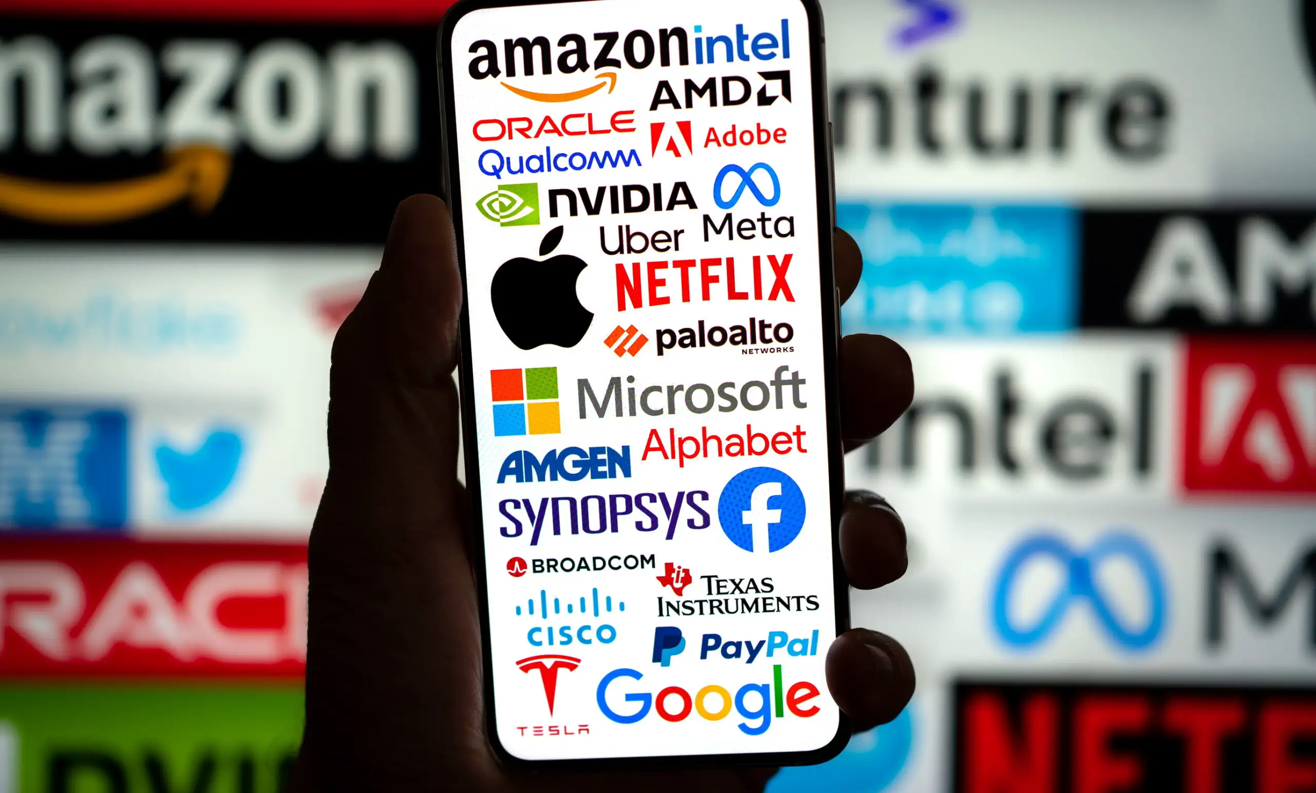 Best Global Brands 2025. Topul celor mai valoroase branduri din lume ...