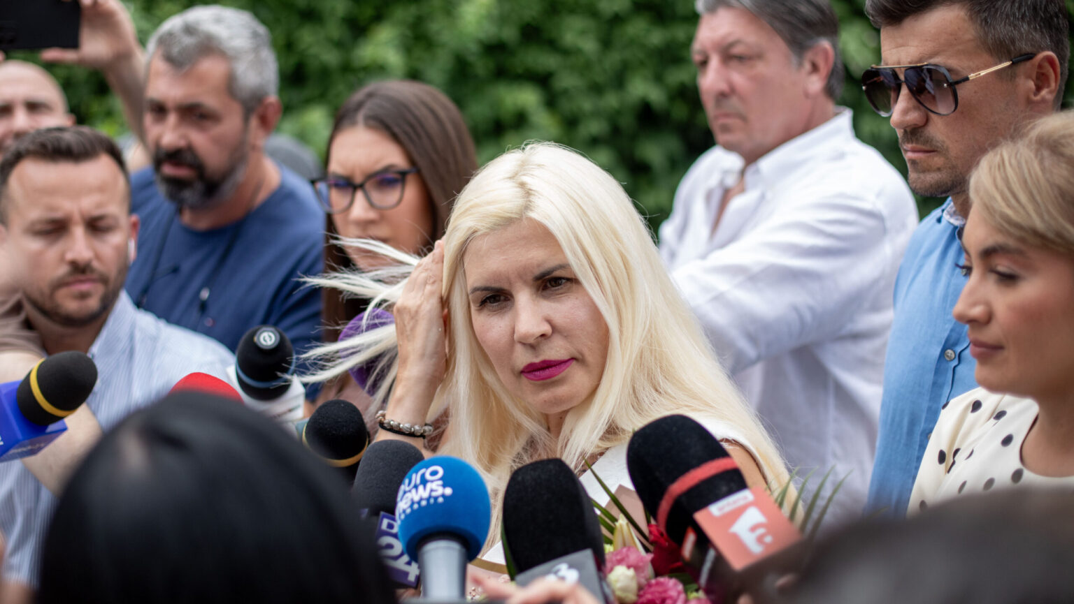 Bucurie imensă pentru Elena Udrea. Toți românii se roagă pentru ea: Vă doresc tot binele din ...