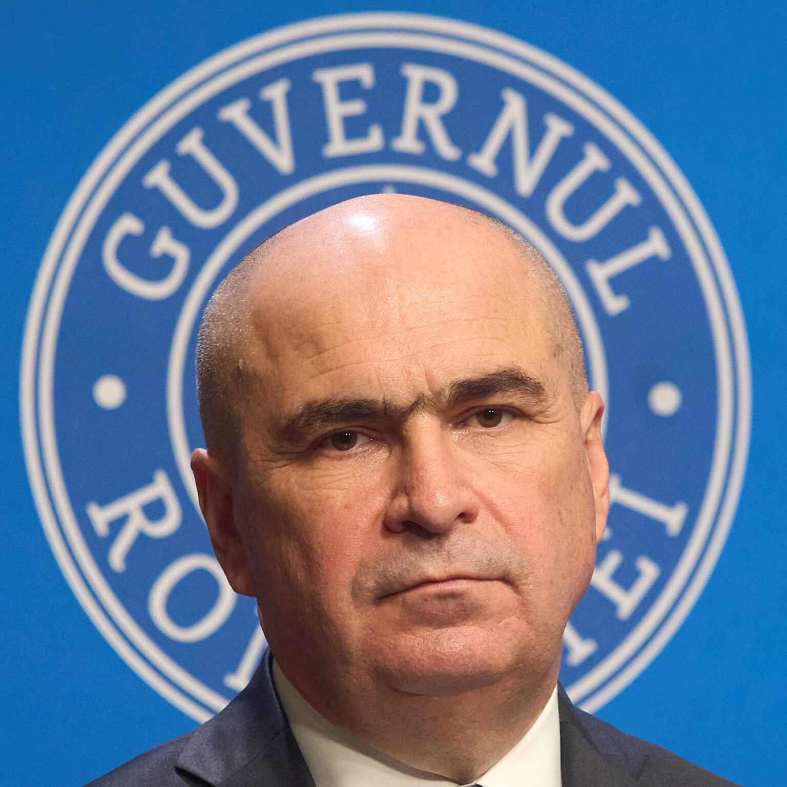 Ilie Bolojan nu-l demite pe Ionuț Moșteanu după scandalul diplomelor ...