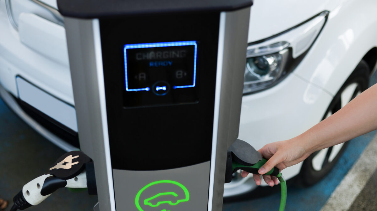 Programul Rabla 2025. Mii de români au primit aprobarea de la AFM ...