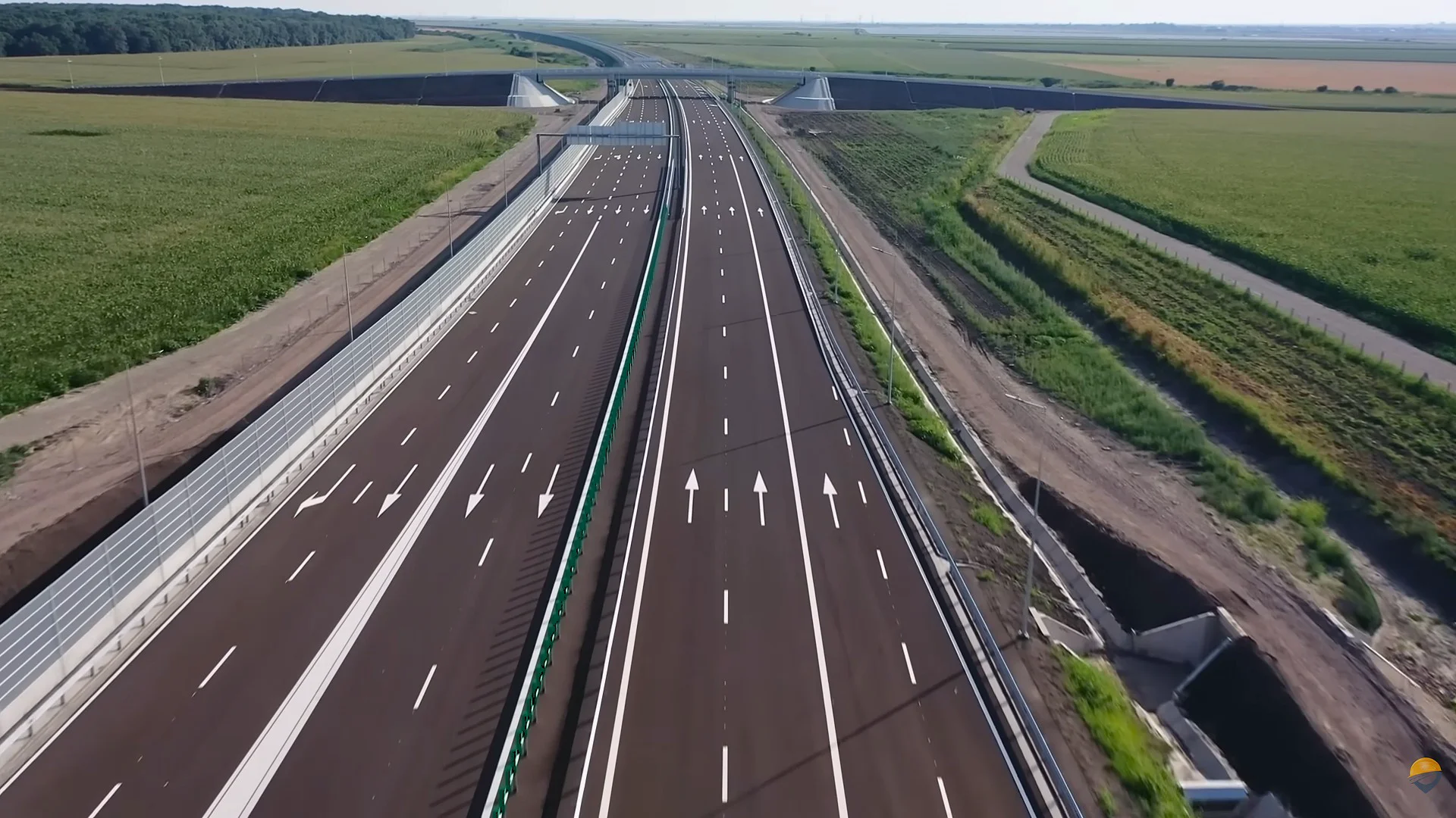 Autostrada Moldovei A7 își așteaptă șoferii. Se deschide vineri circulația pe unul din cele mai ...