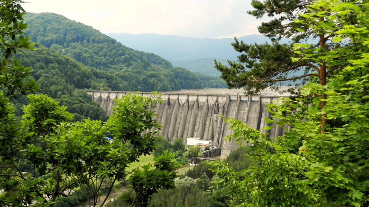 Administrația Bazinală de Apă Siret a aplicat sancțiuni imense după mai ...