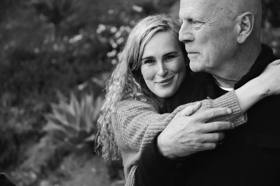 Momente dureroase în familia lui Bruce Willis. Marele actor a ajuns să nu-și mai recunoască ...