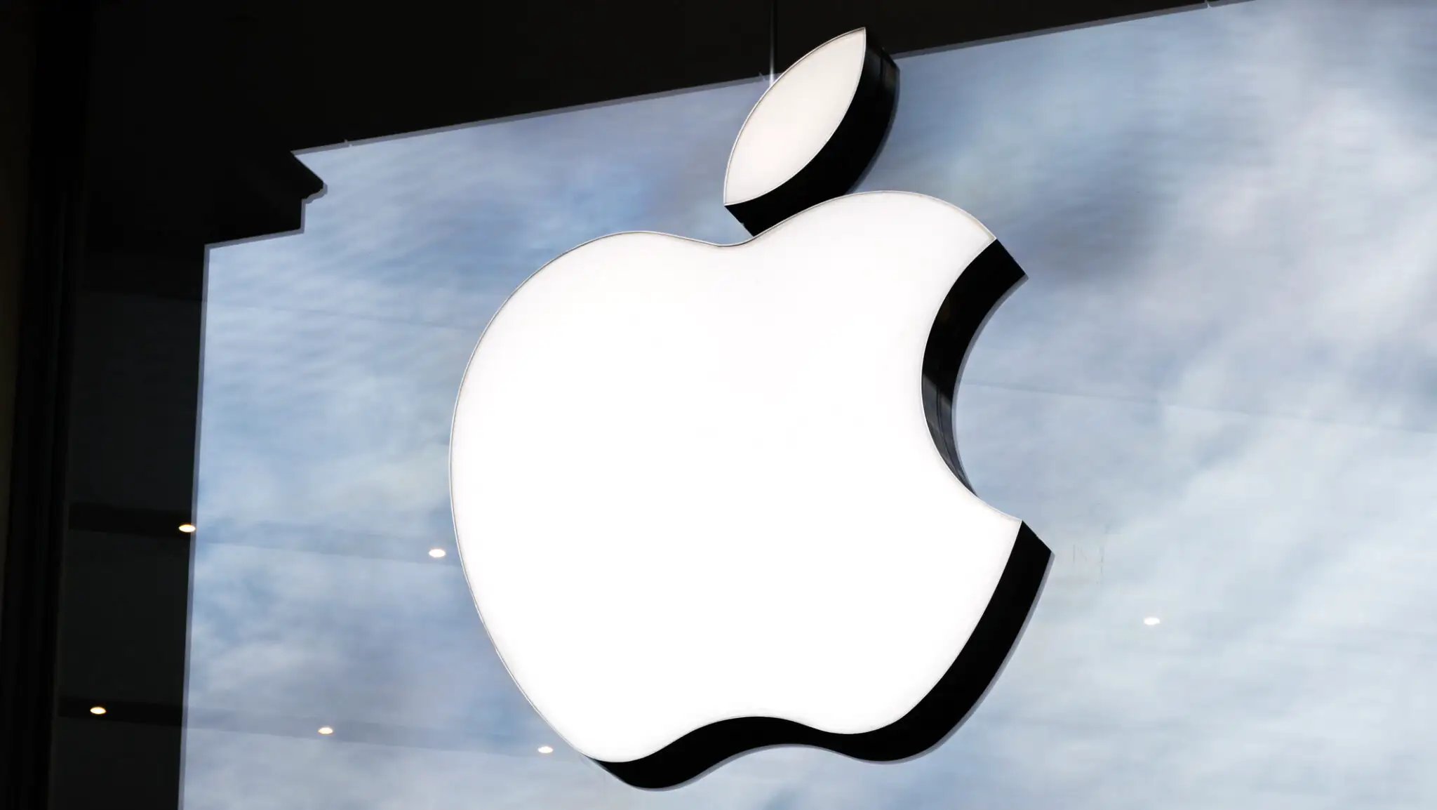 Produsele Apple ar putea deveni mai scumpe. Costurile cipurilor cresc ...