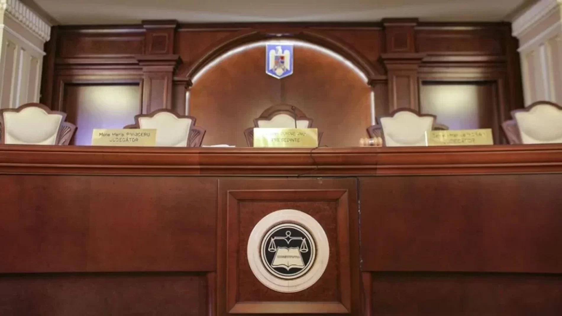 Taxe mai mari pentru proprietarii de locuințe și autoturisme de la 1 ...