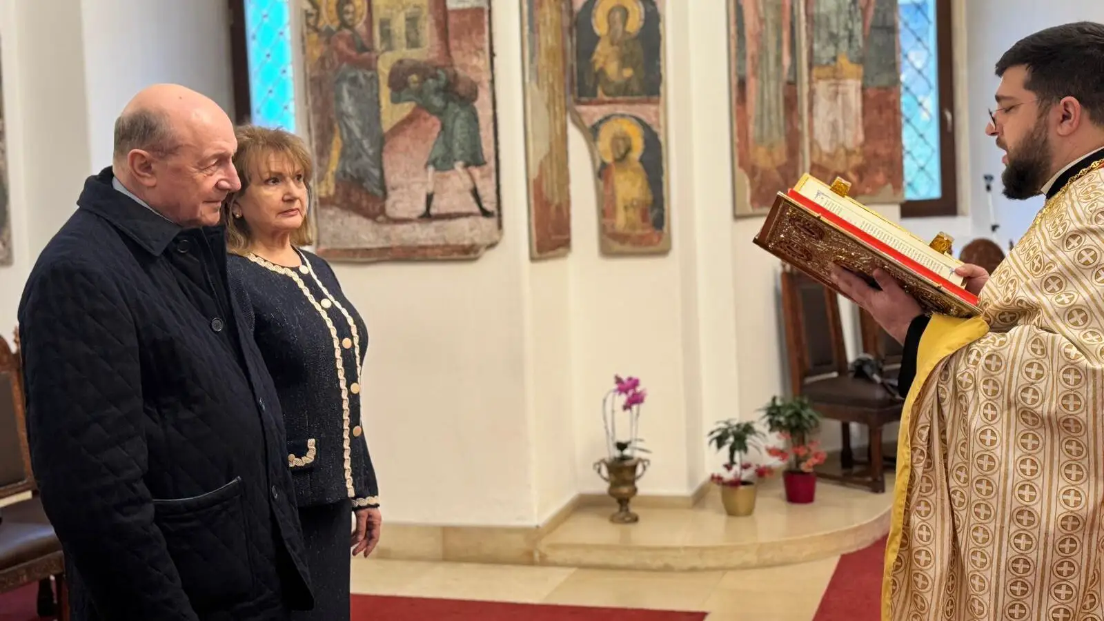 Traian Băsescu a făcut anunțul după 50 de ani de căsnicie cu Maria ...