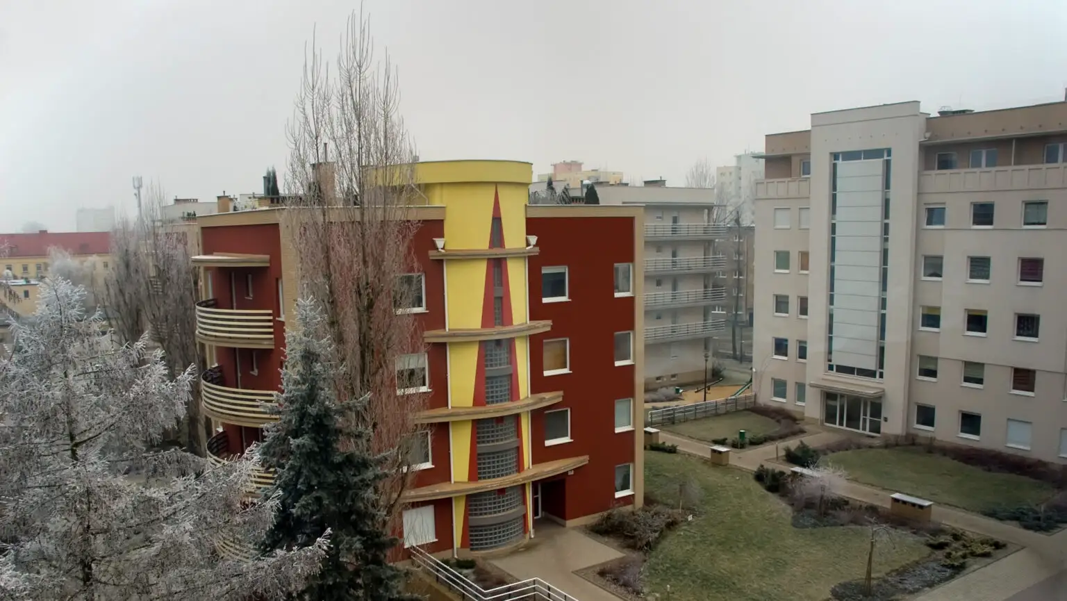 Impozit mărit cu 70%. Proprietarii de locuințe vor plăti din 1 ianuarie ...