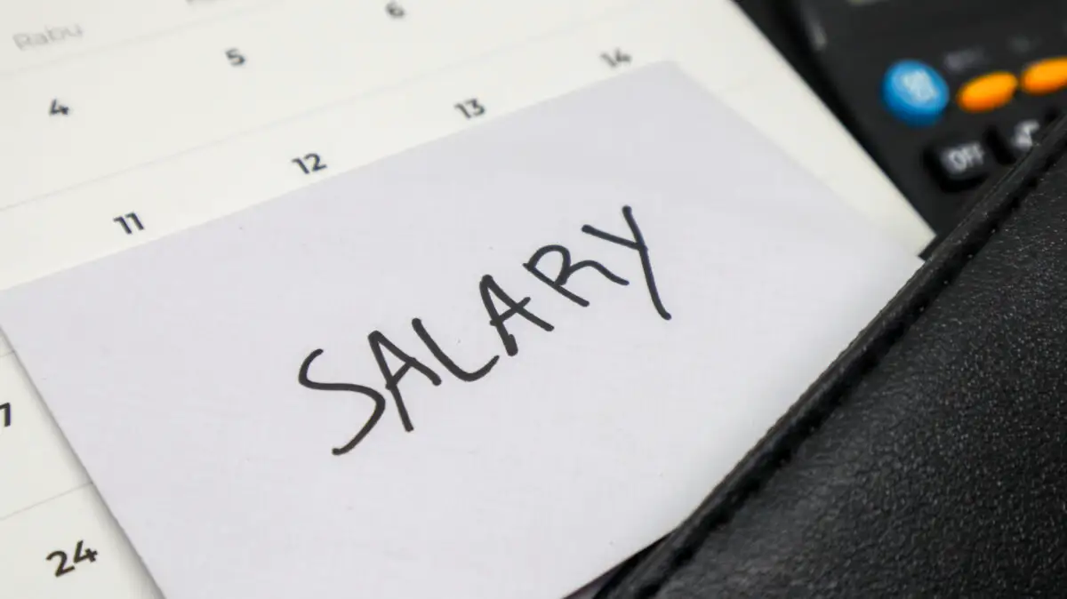 Creșteri ale salariului minim în Europa. România și alte state ...