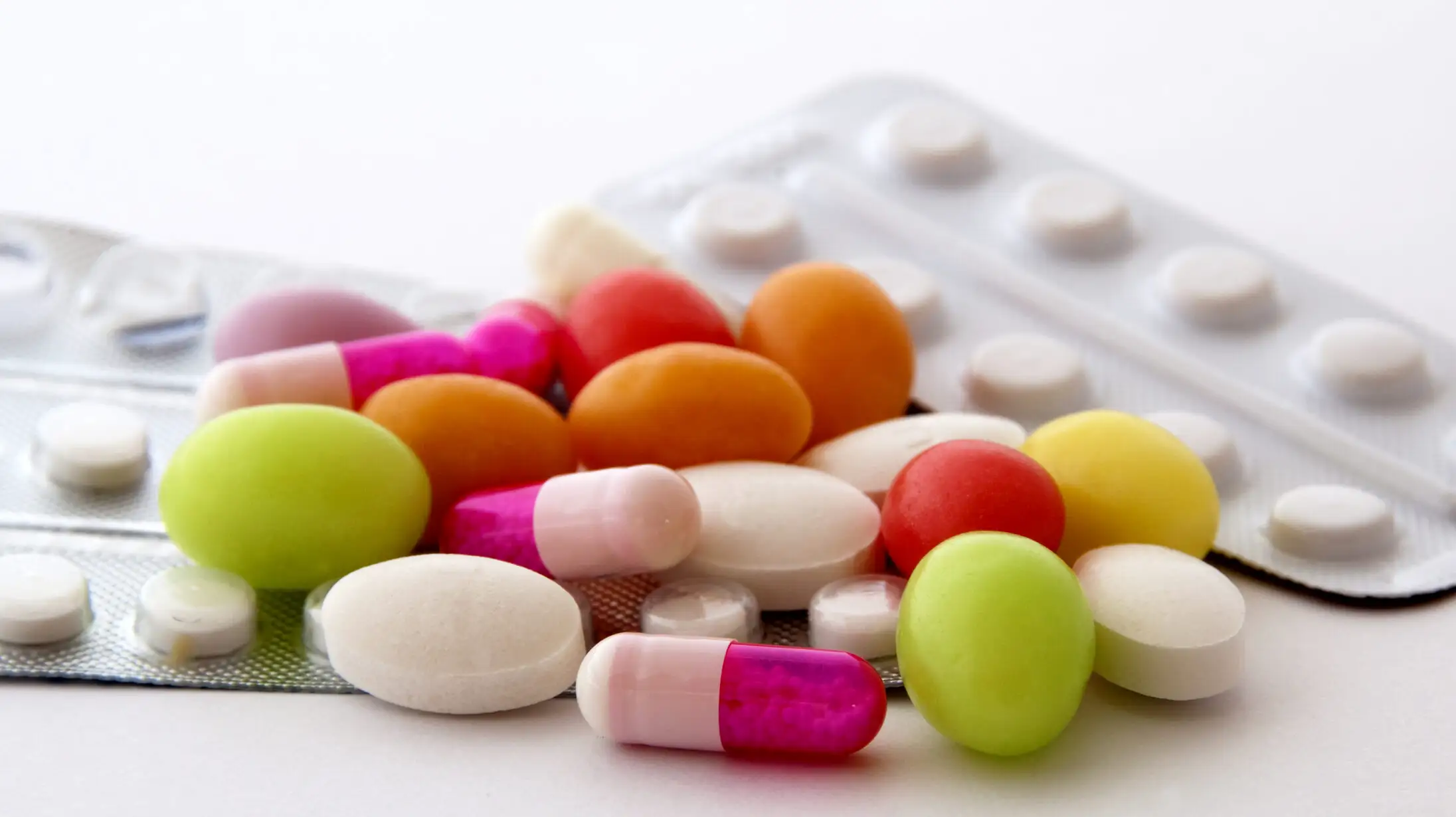 Ministrul Rogobete anunță extinderea listei de medicamente gratuite și ...
