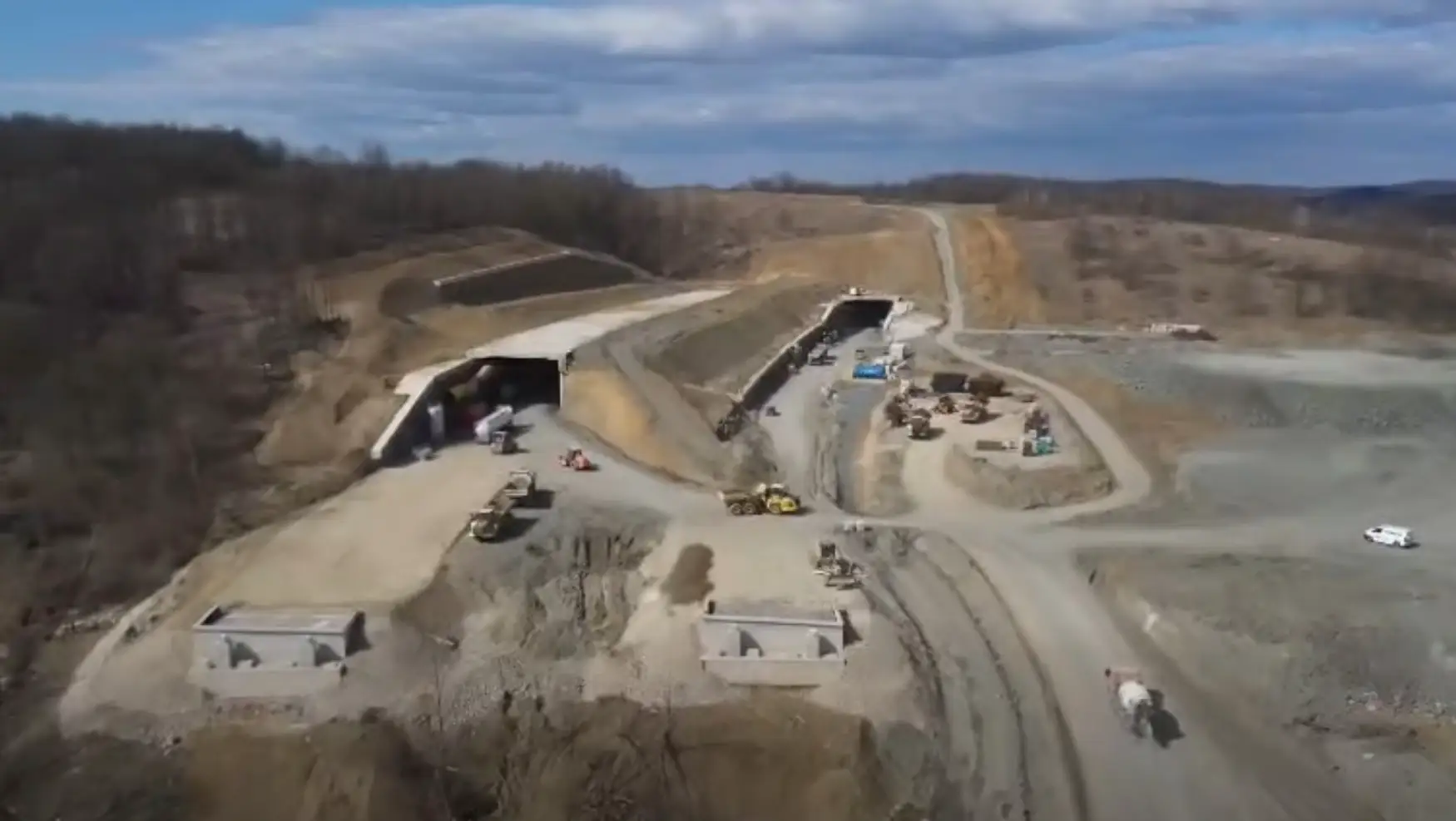 Autostrada A1 Lugoj – Deva. Tunelul de doi kilometri înaintează: cât ...