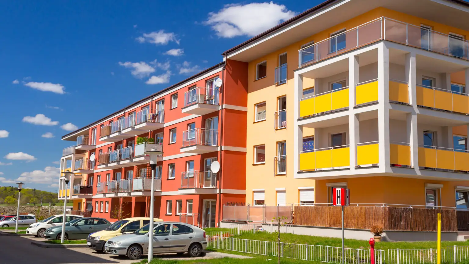 Obligație la bloc. Proprietarii iau decizia finală. Se face Adunare ...