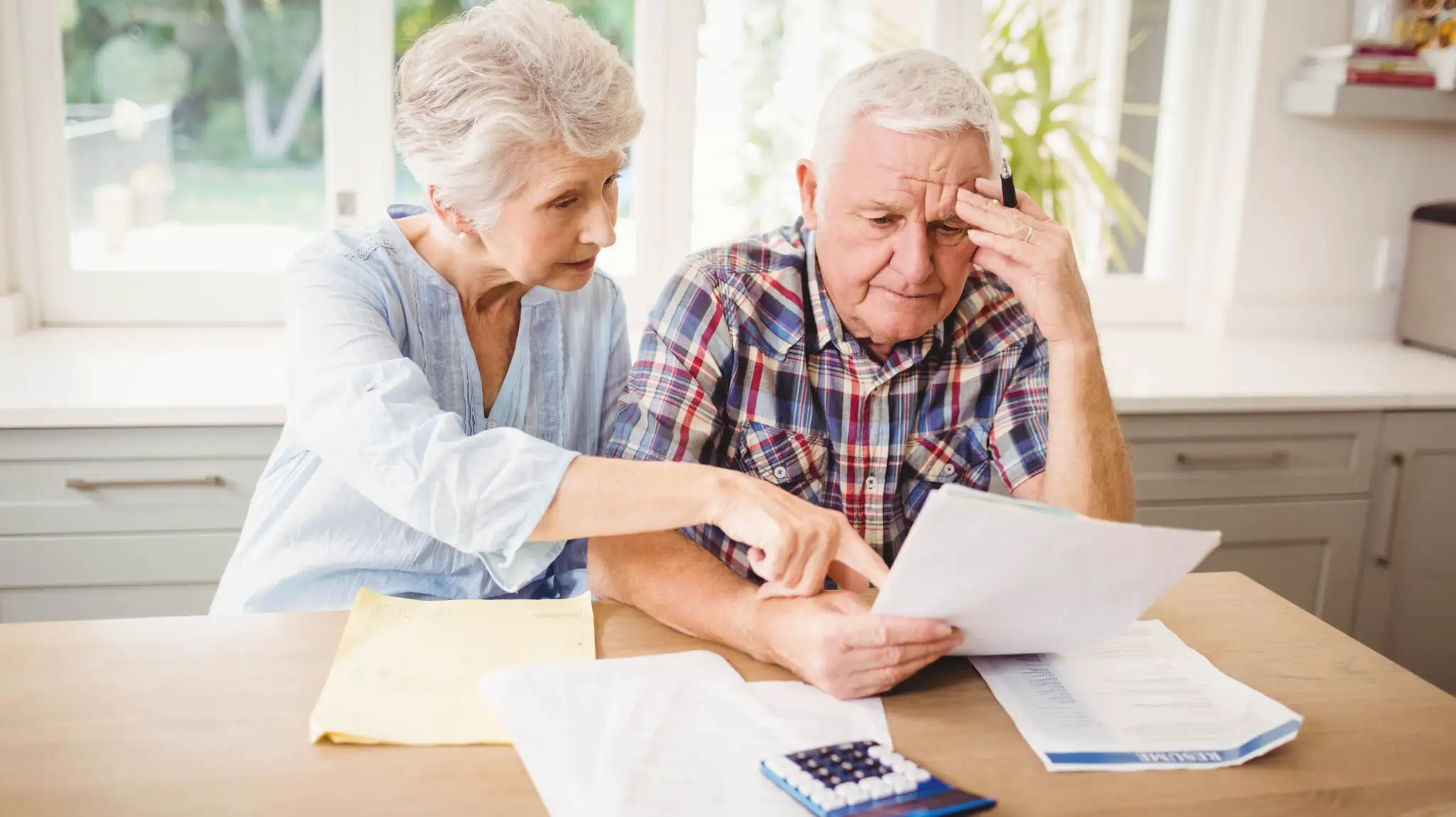 Ordin comun al Caselor de Pensii și Sănătate. Pensionarii vor primi ...