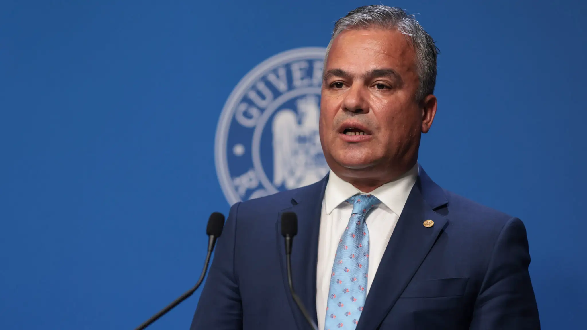 PNL riscă să se rupă după un boicot de proporții. Peste 1.300 de ...