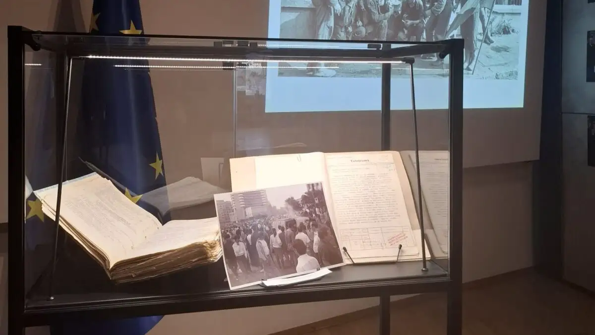 Documente declasificate despre Mineriada din 1990, expuse de MAE ...